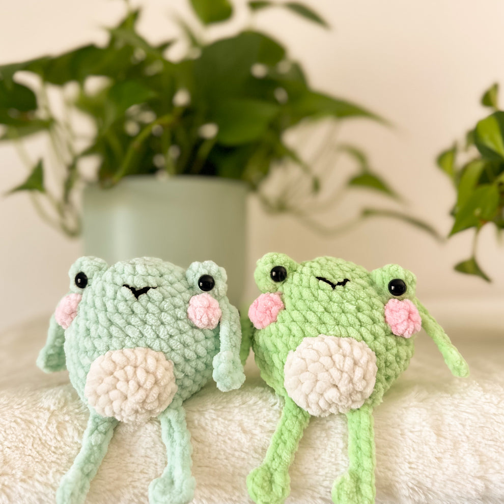 Mini Mochi Frog Crochet Pattern – Mochi Chums